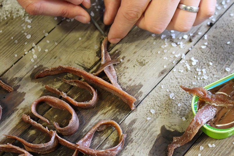 Creative Food Lettering by Side by Side | Daily design inspiration for ...