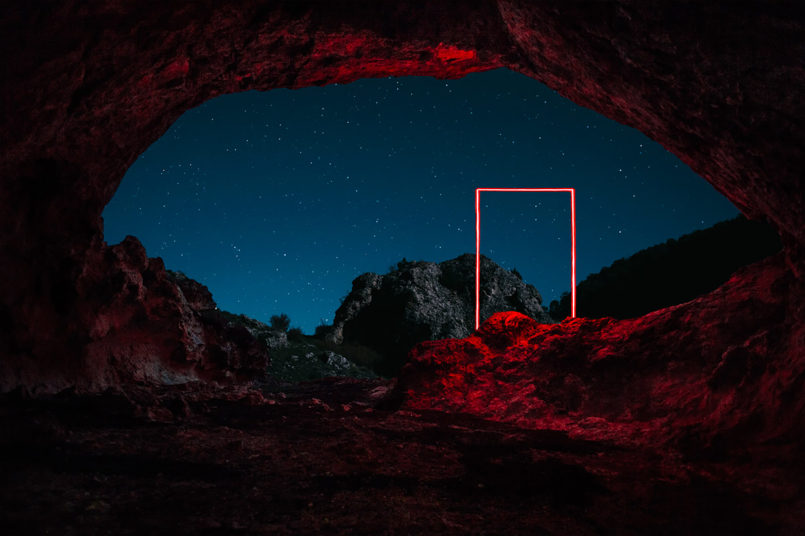 The Red Line: Photography Project by Nicolas Rivals | Daily design ...