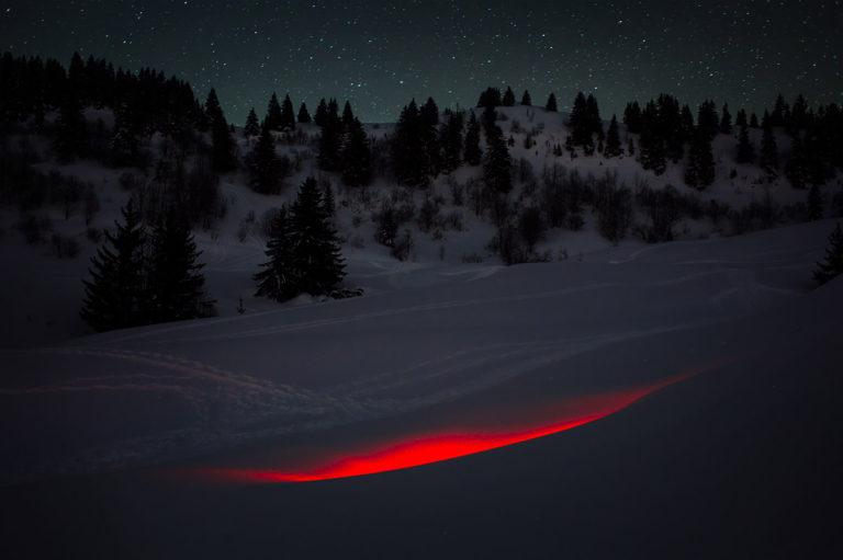 The Red Line: Photography Project by Nicolas Rivals | Daily design ...