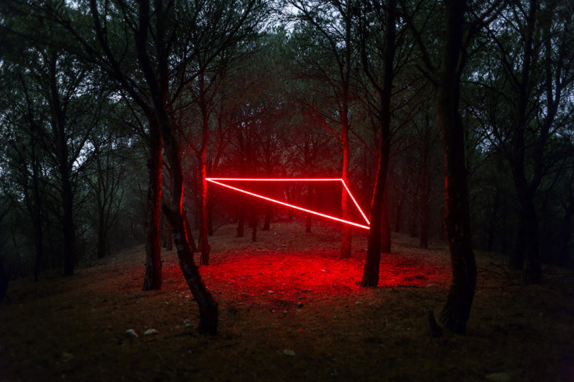 The Red Line: Photography Project by Nicolas Rivals | Daily design ...