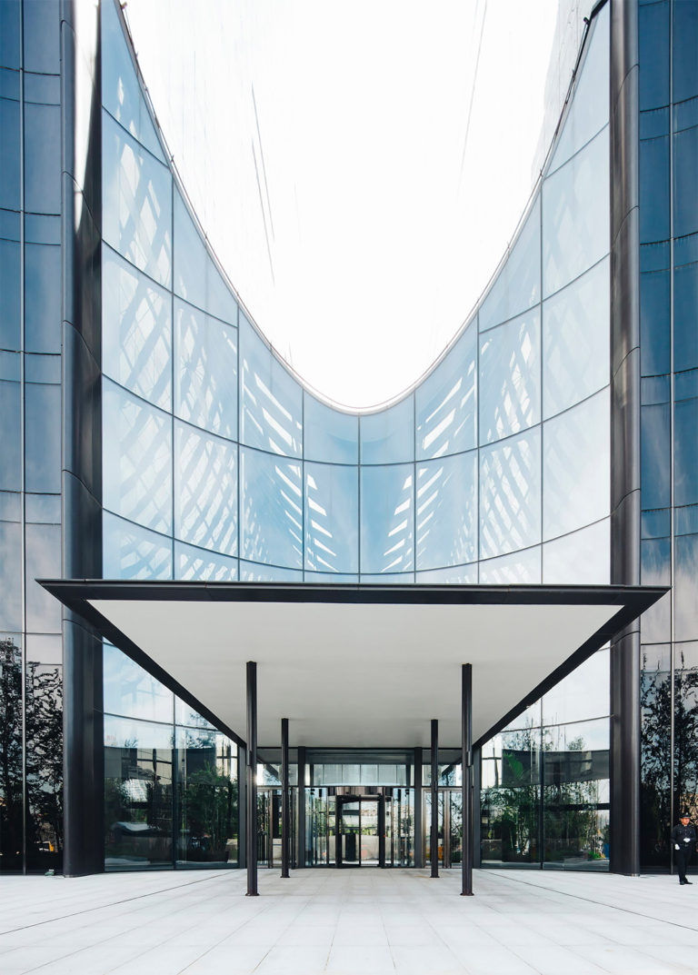 Chaoyang Park Plaza: A rock-shaped building by MAD | Daily design ...