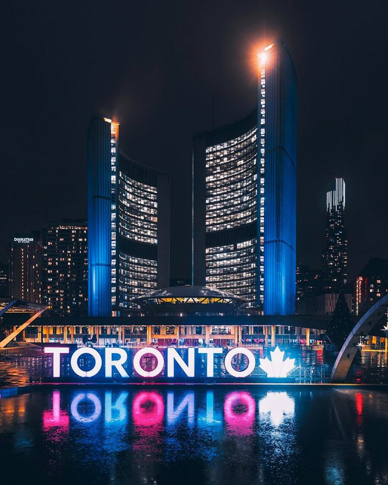 Toronto at Night: Photos by Bora | Daily design inspiration for ...
