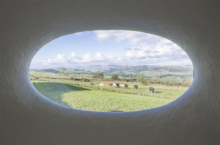Ruins Studio: Beautifully Renovated Scottish Farmhouse | Daily design ...