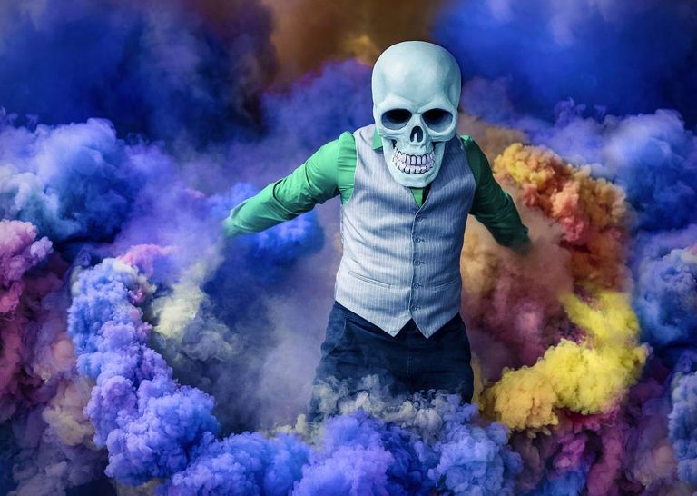 Skeleton of Color: Amazing Performance Art by Butch Locsin | Daily ...