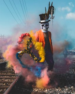 Skeleton of Color: Amazing Performance Art by Butch Locsin | Daily ...