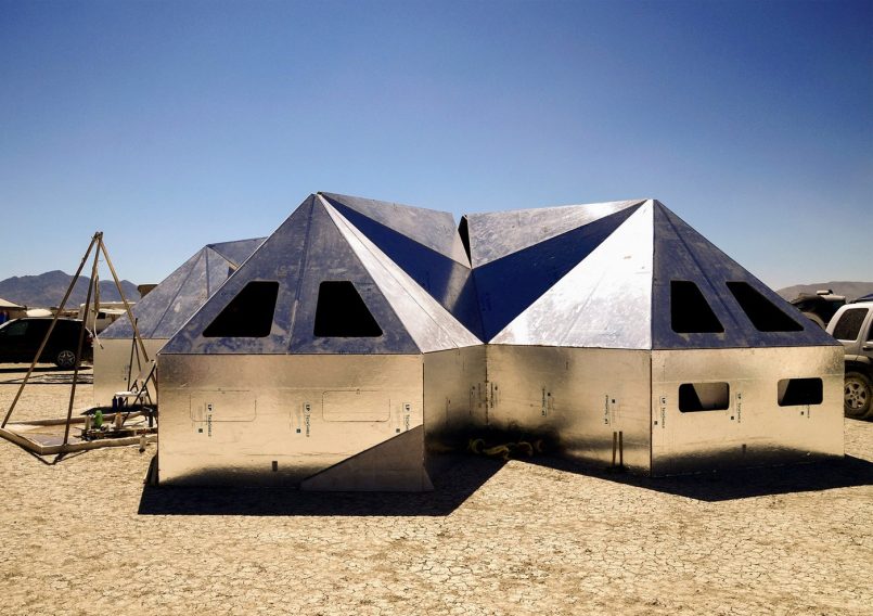 Burning Man Architecture: Photos by Philippe Glade | Daily design ...