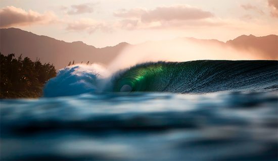 Breathtaking Wave Photography by Ray Collins | Daily design inspiration ...