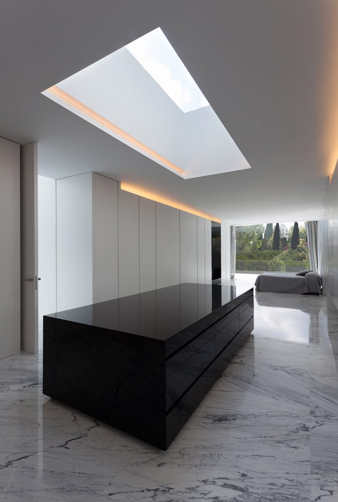 Aluminum House by Fran Silvestre Arquitectos | Daily design inspiration ...
