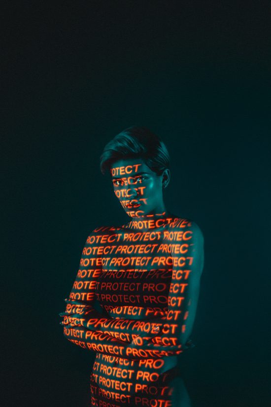 Prismagraphy: Illuminated Portraits by 19Tones | Daily design ...