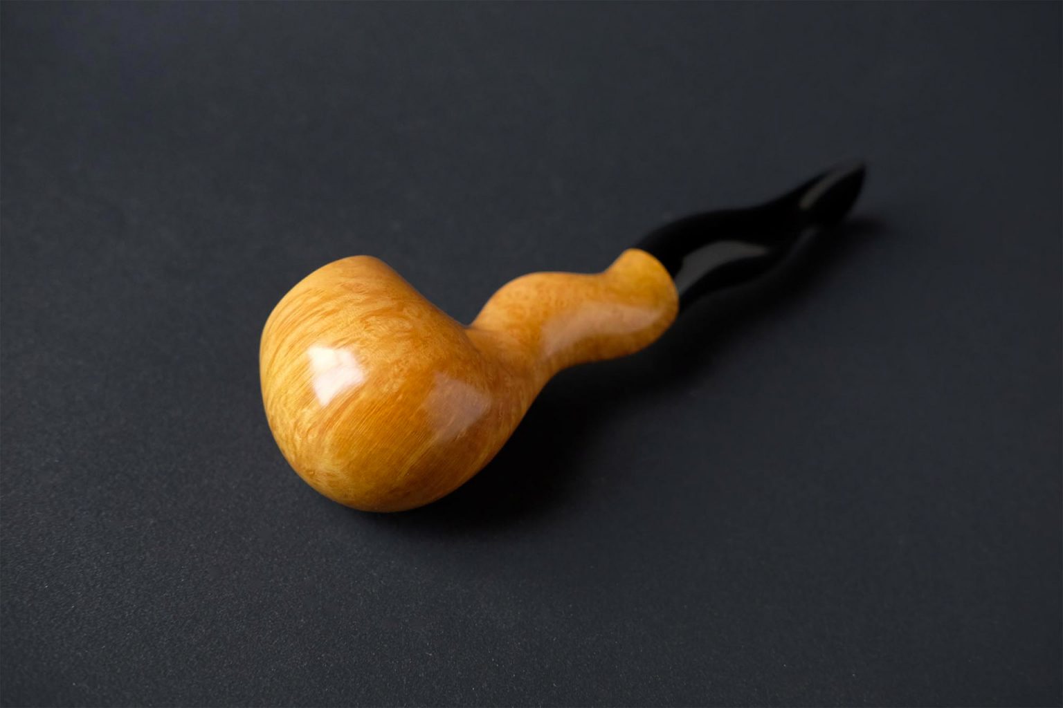 Artistic Tobacco Pipes by Arcangelo Ambrosi | Daily design inspiration ...