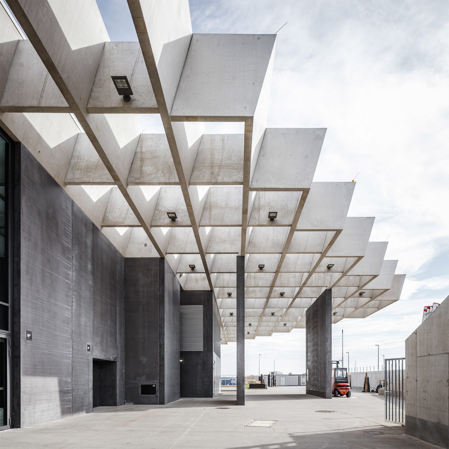 Adidas Halftime Building by Cobe | Daily design inspiration for ...