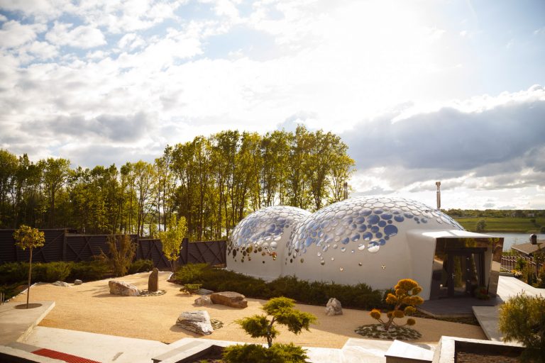 Baan Bubble Dome House by Nat Telichenko | Daily design inspiration for ...