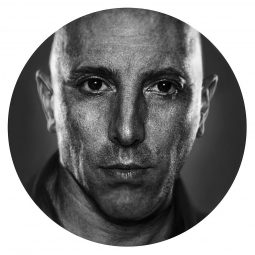 Realistic Illustrated Portraits by Flora Toth | Daily design ...