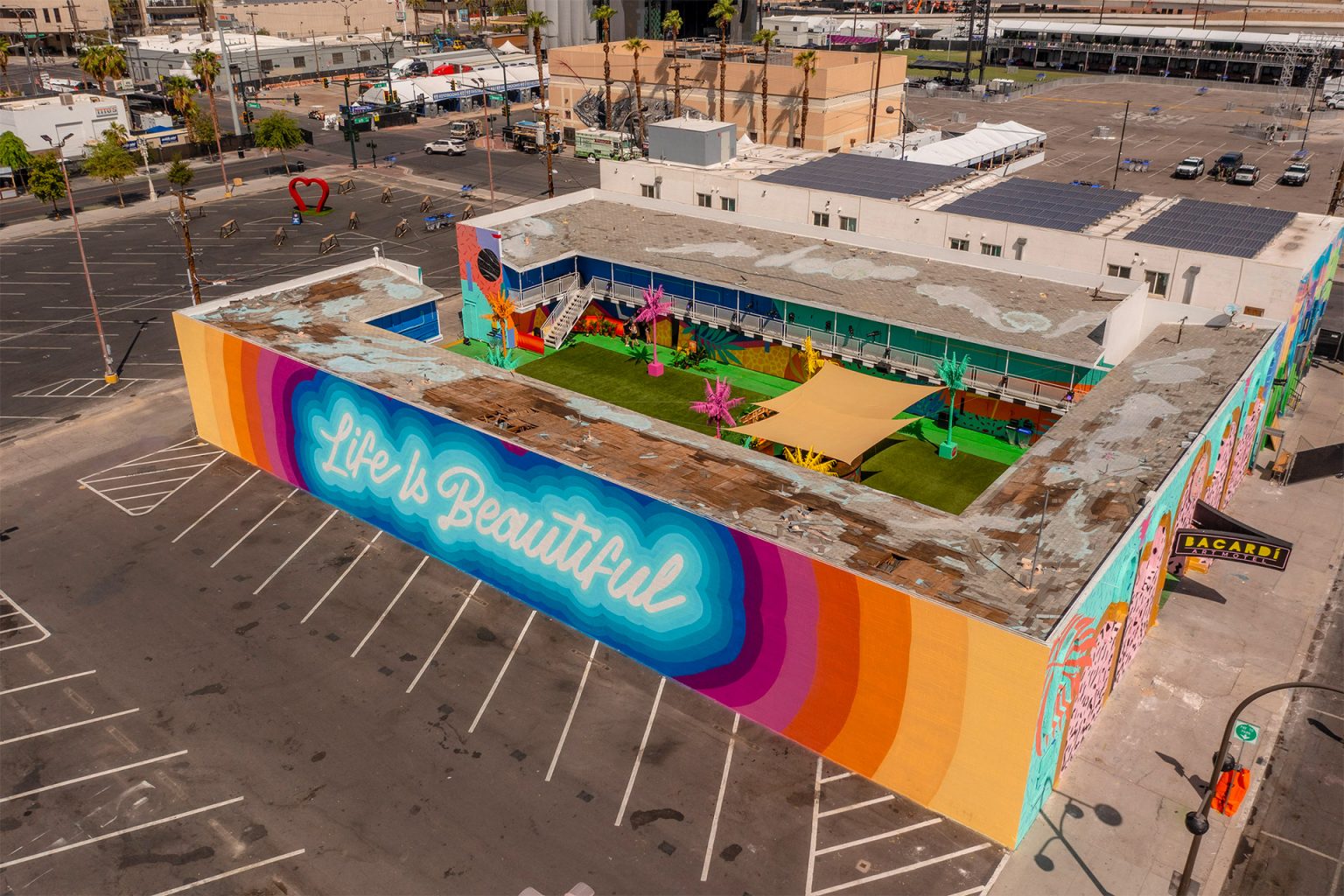 Striking Lettering Murals by Ricardo Gonzalez | Daily design ...