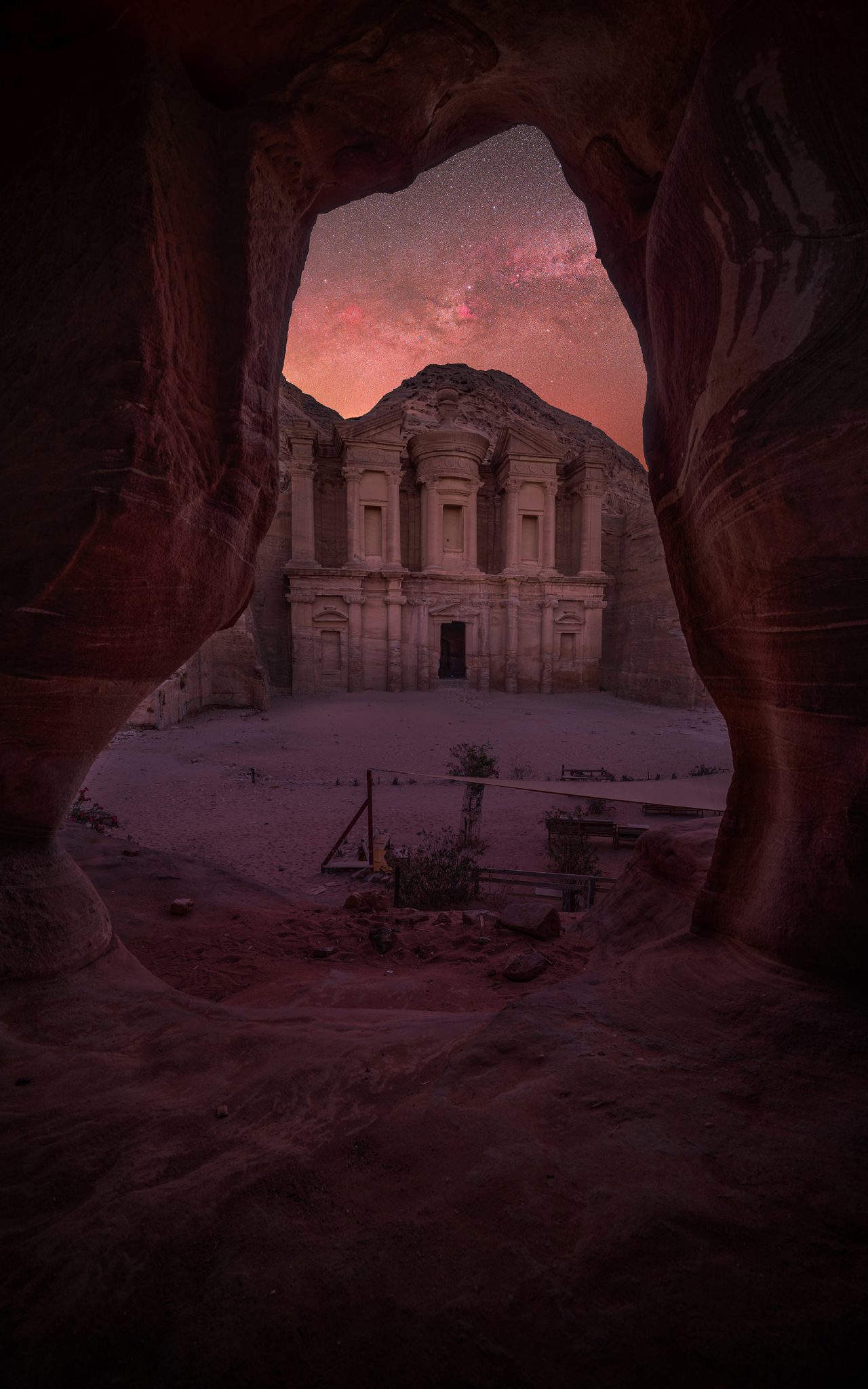 Jordan Night Sky: Striking Photos by Benjamin Barakat | Daily design ...