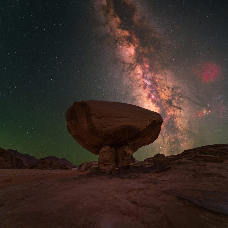 Jordan Night Sky: Striking Photos by Benjamin Barakat | Daily design ...