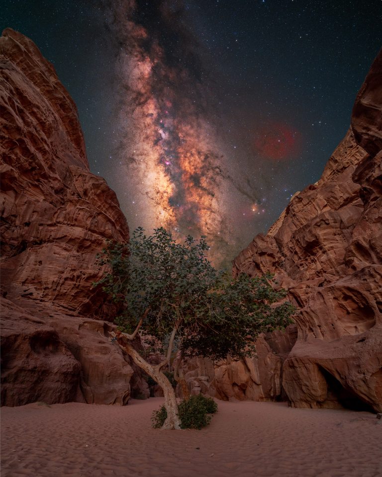 Jordan Night Sky: Striking Photos by Benjamin Barakat | Daily design ...