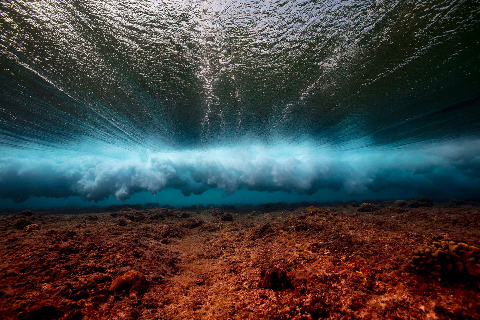 Below the Breaking Wave: Enthralling Photos by Matt Porteous | Daily ...
