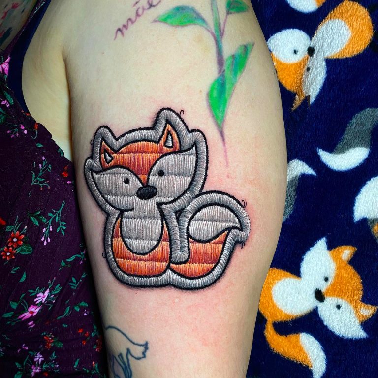 Amazing Embroidered Tattoos by Duda Lozano | Daily design inspiration ...