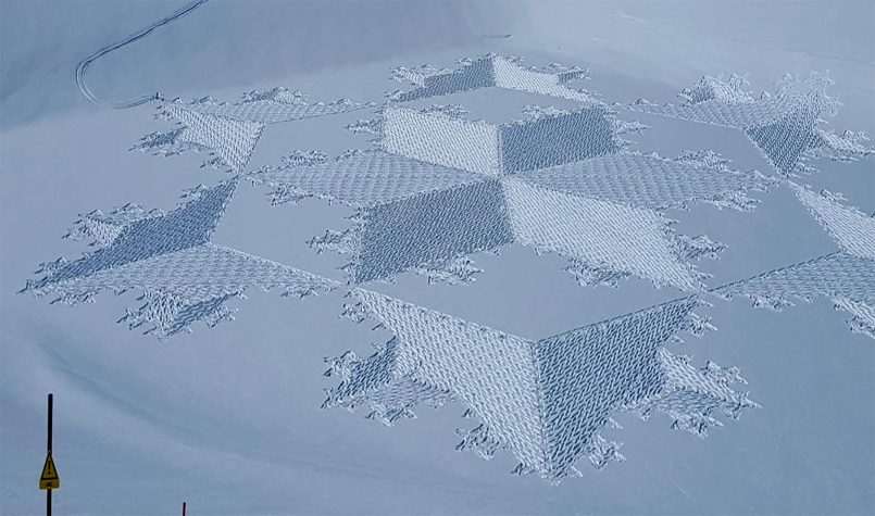 Large Scale Snow Artworks by Simon Beck | Daily design inspiration for ...