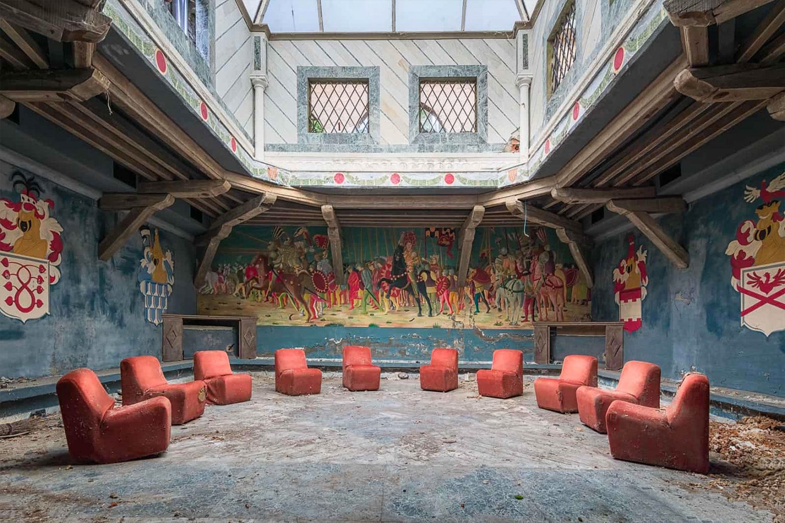 Neglected Elegance: Photos of Abandoned Places by Janine Pendleton ...