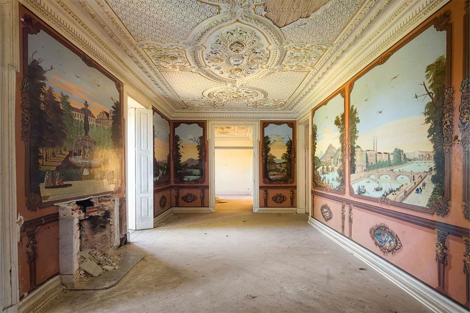 Neglected Elegance: Photos of Abandoned Places by Janine Pendleton ...