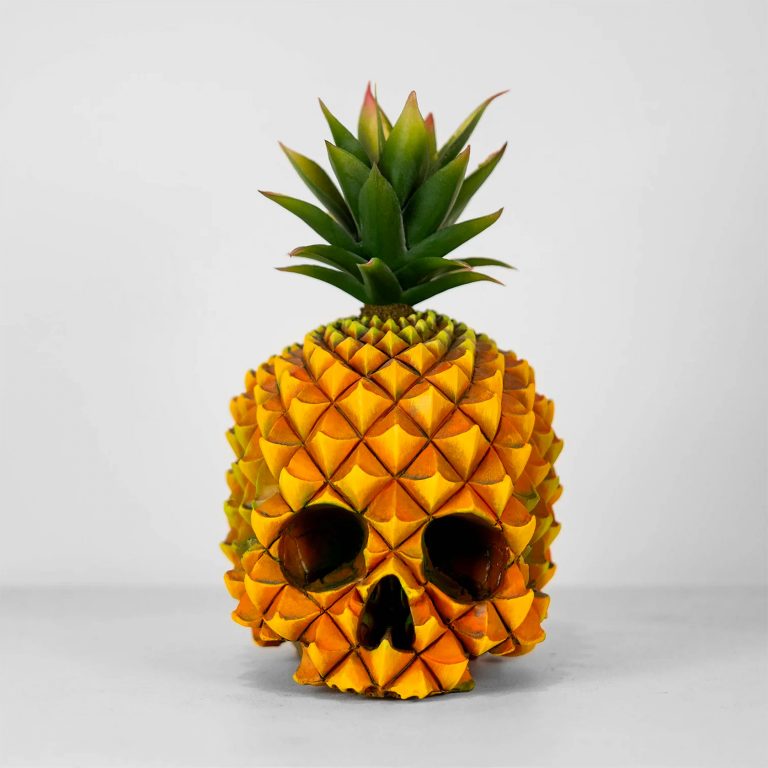 The Human Skull as Canvas: Sculptures by Andy Firth | Daily design ...