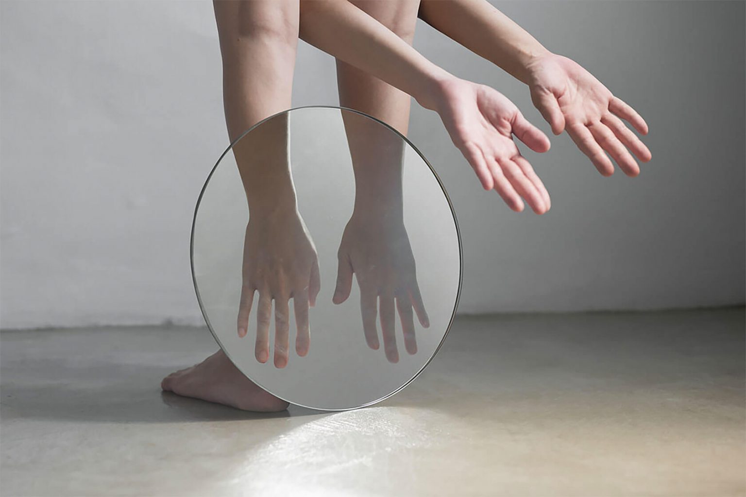 Body Illusions: Enthralling Photos by Lin Yung Cheng | Daily design ...