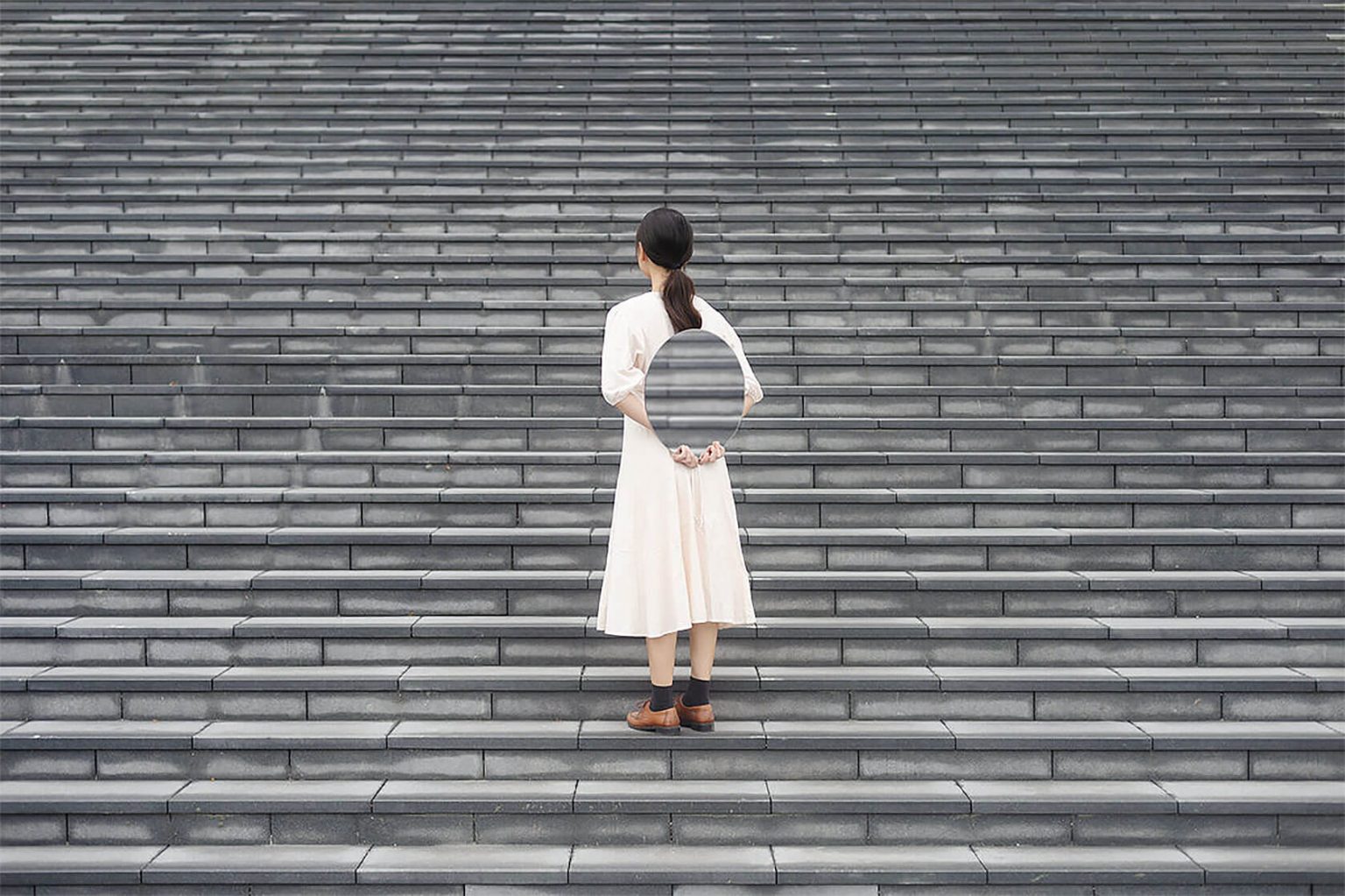 Body Illusions: Enthralling Photos by Lin Yung Cheng | Daily design ...