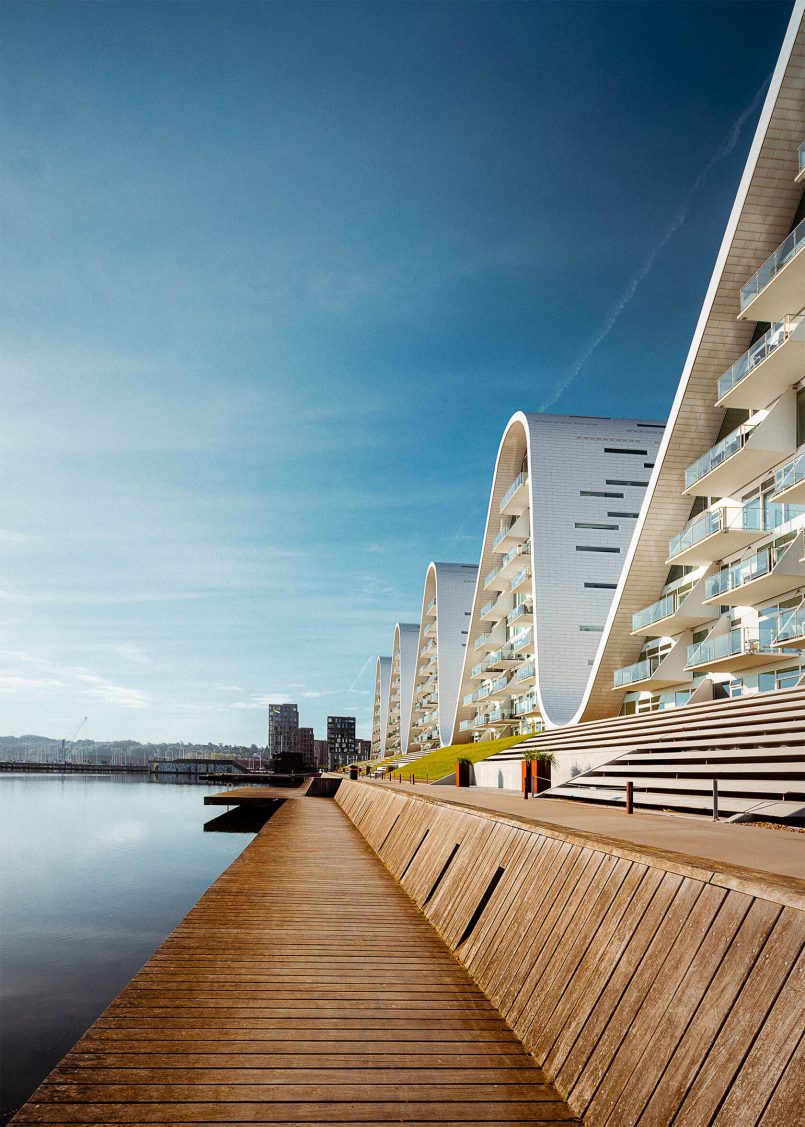 Dynamic Architectural Photos by Martin Foddanu | Daily design ...