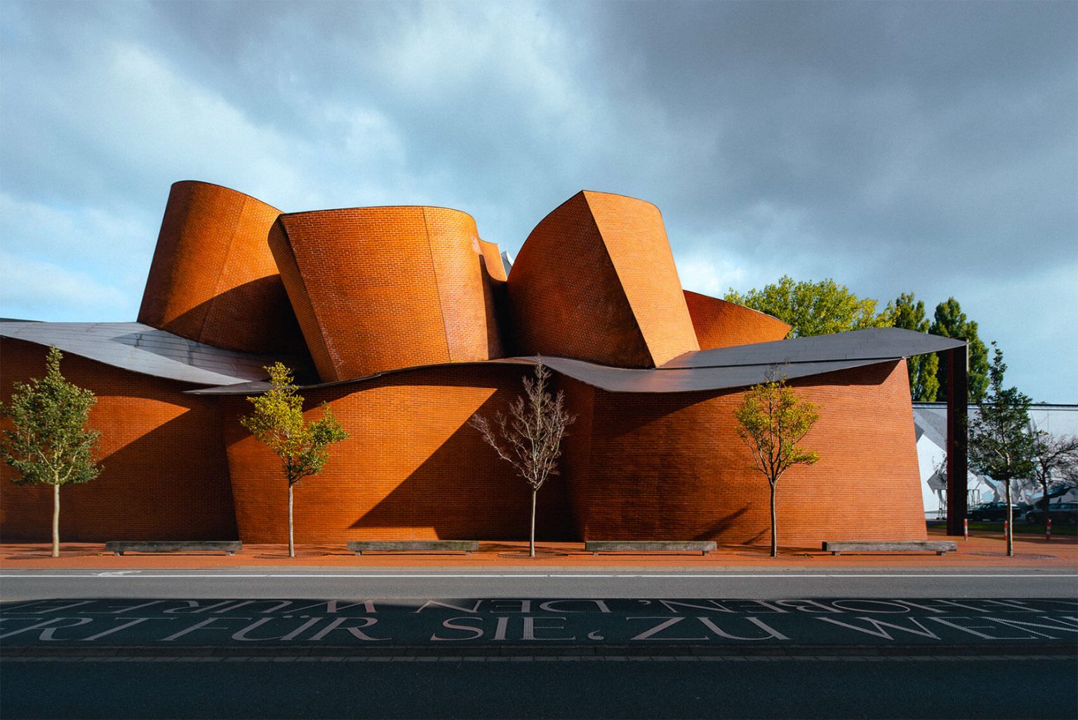 Dynamic Architectural Photos by Martin Foddanu | Daily design ...