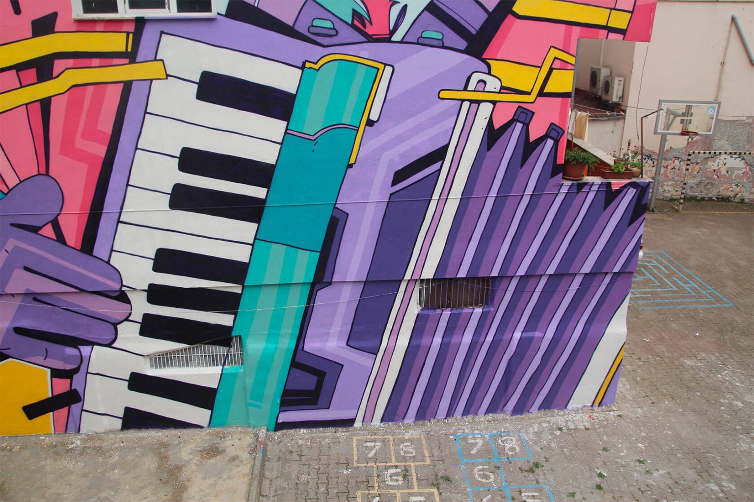 Awesome Street Art by Max on Duty | Daily design inspiration for ...