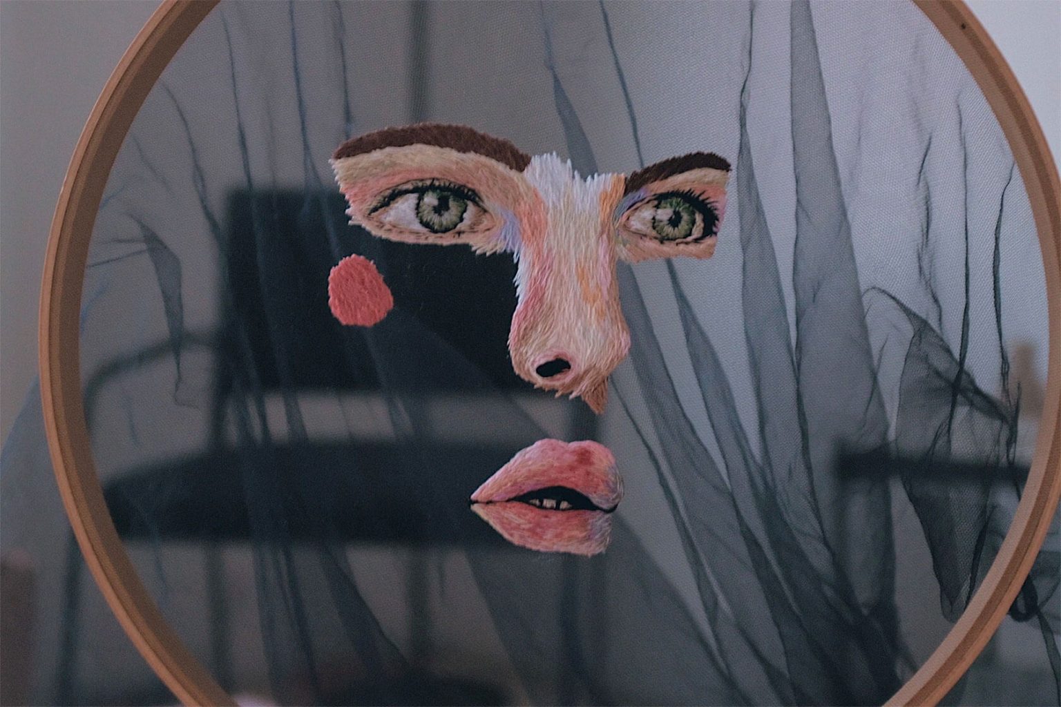 Contemporary Embroidered Portraits by Elena Obando | Daily design ...