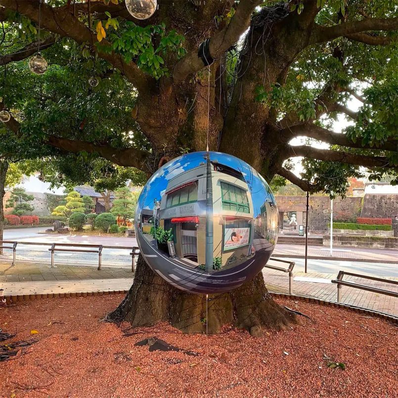 Flatball: Spherical Paintings by Daisuke Samejima | Daily design ...