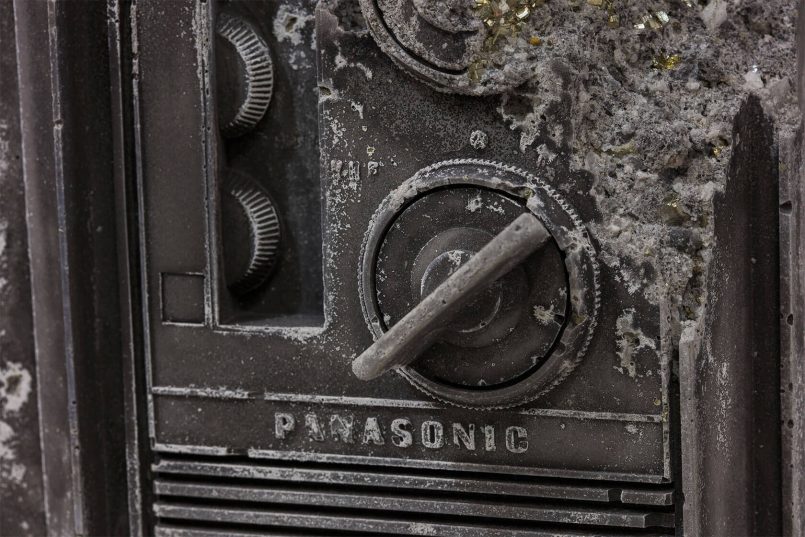 Eroded Objects: Sculptures by Daniel Arsham | Daily design inspiration ...