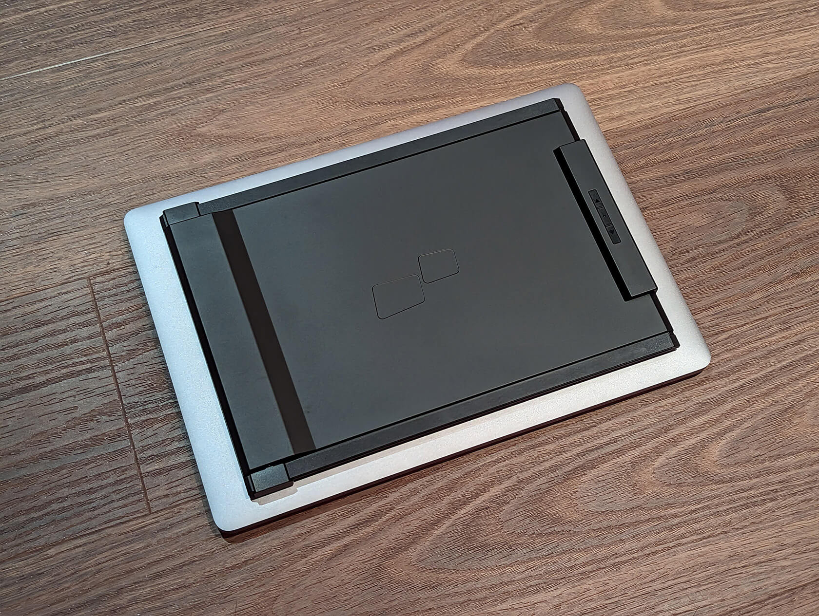 Portable Productivity: Mobile Pixels Duex Plus Laptop Monitor Review ...