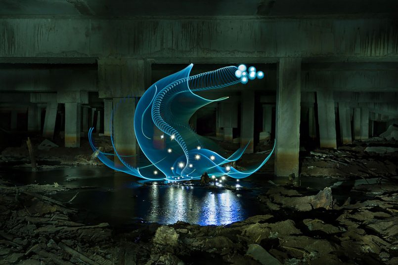 Scintillating: Light Painting Masterpieces by Hannu Huhtamo | Daily ...