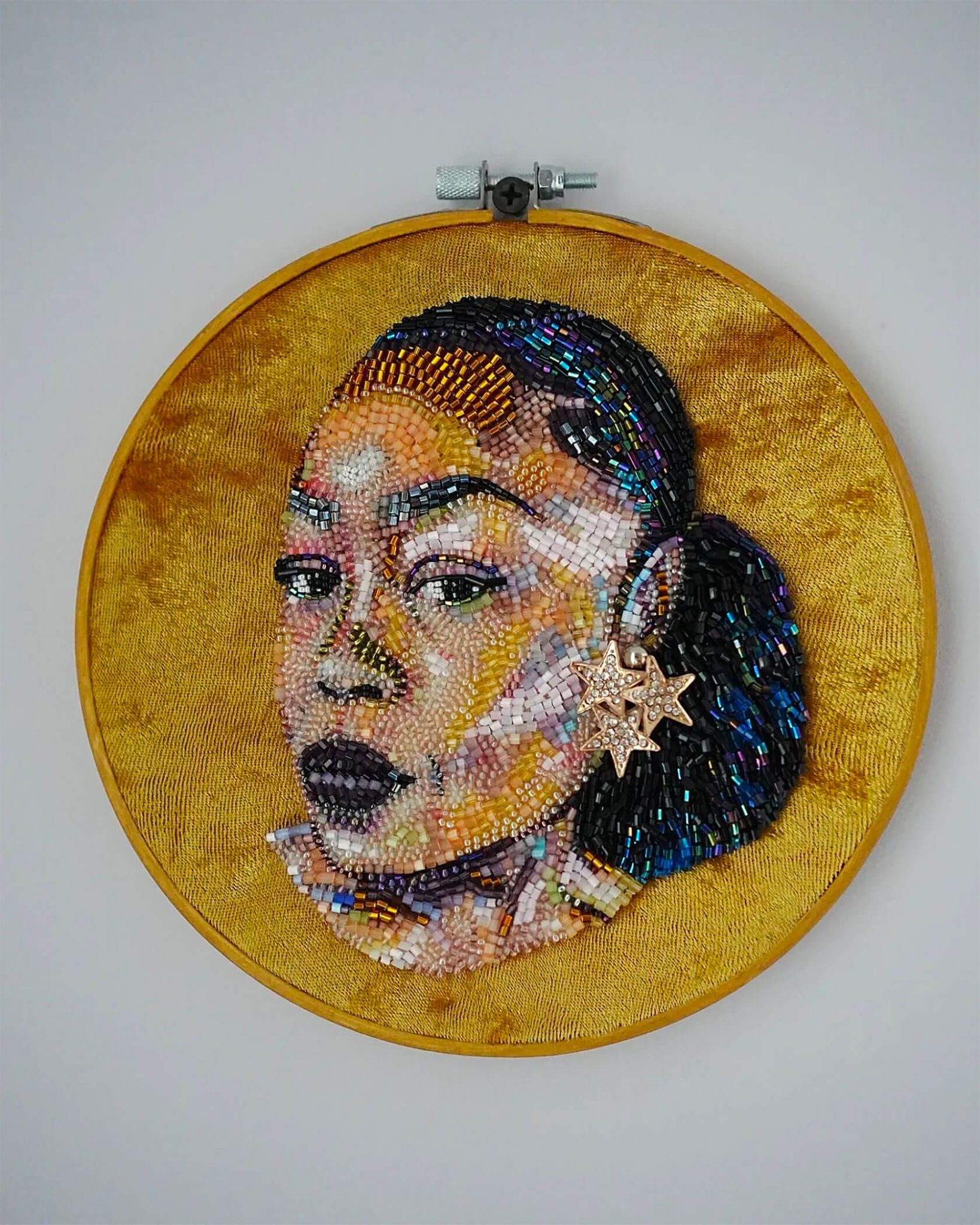 Pop Culture-Inspired Bead Embroidery Artworks by Shalfetr | Daily ...