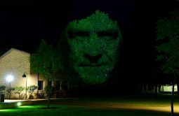 Monuments: Amazing Portrait Projections by Craig Walsh | Daily design ...