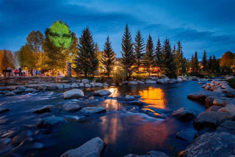 Monuments: Amazing Portrait Projections by Craig Walsh | Daily design ...