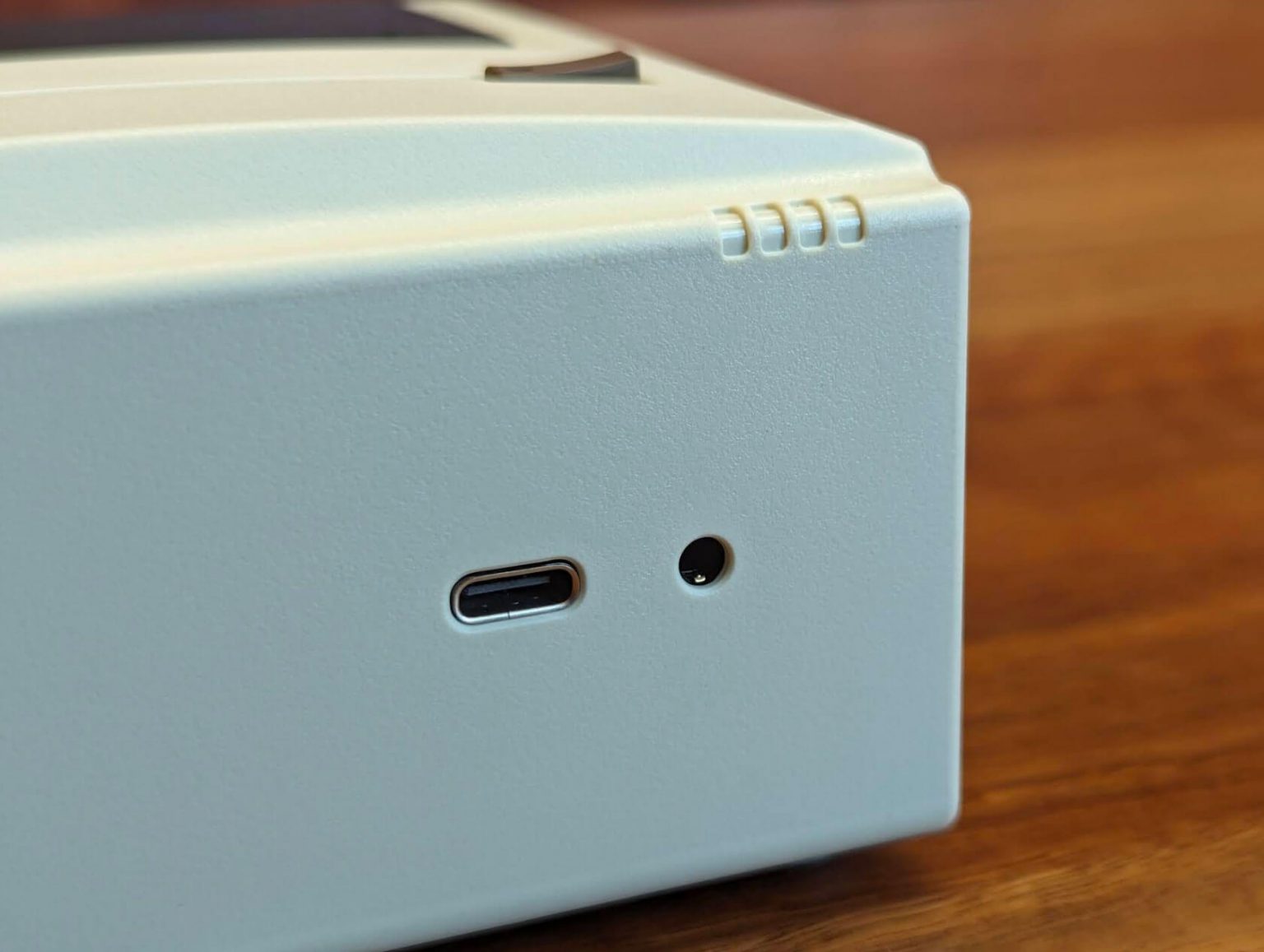 AYANEO Retro Mini PC AM01 Review: Small but Mighty | Daily design ...
