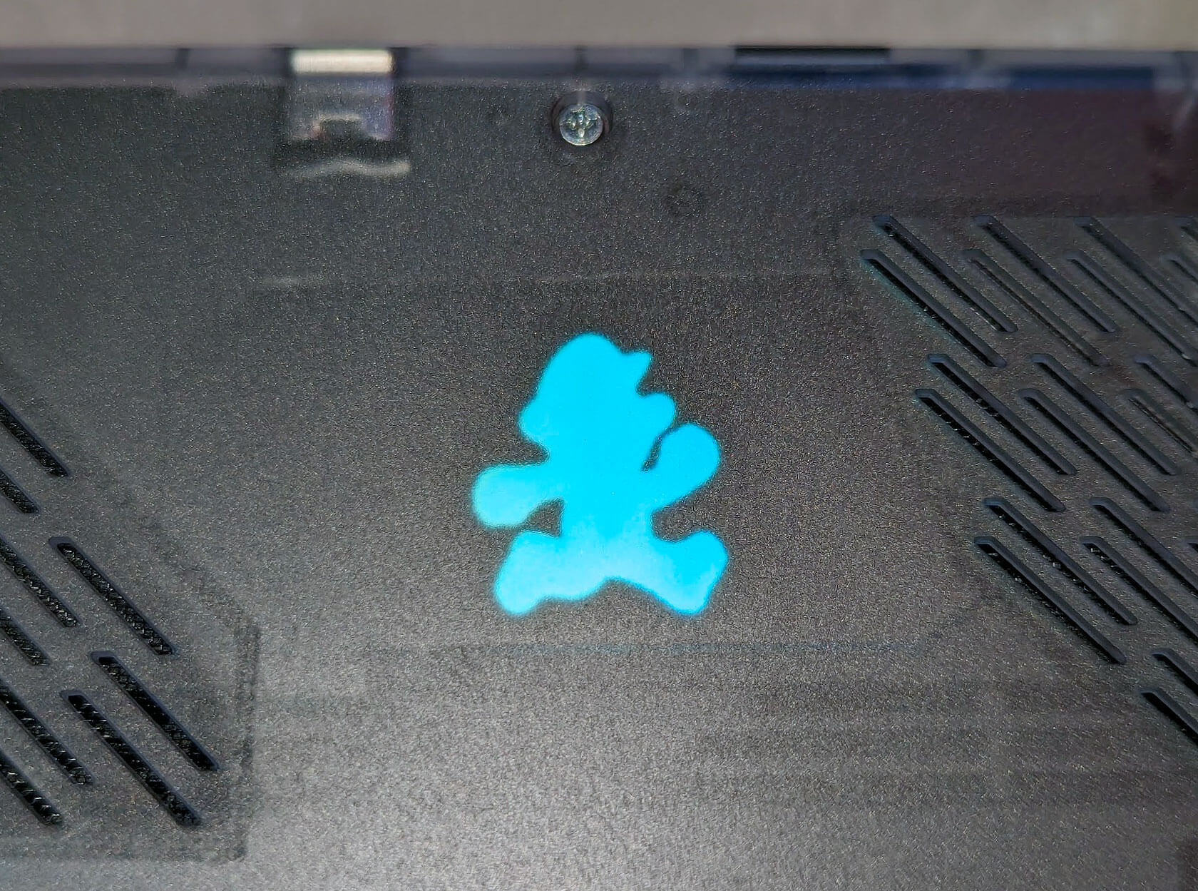 The Coolest Mod for the ROG Ally: JSAUX Transparent RGB Backplate ...