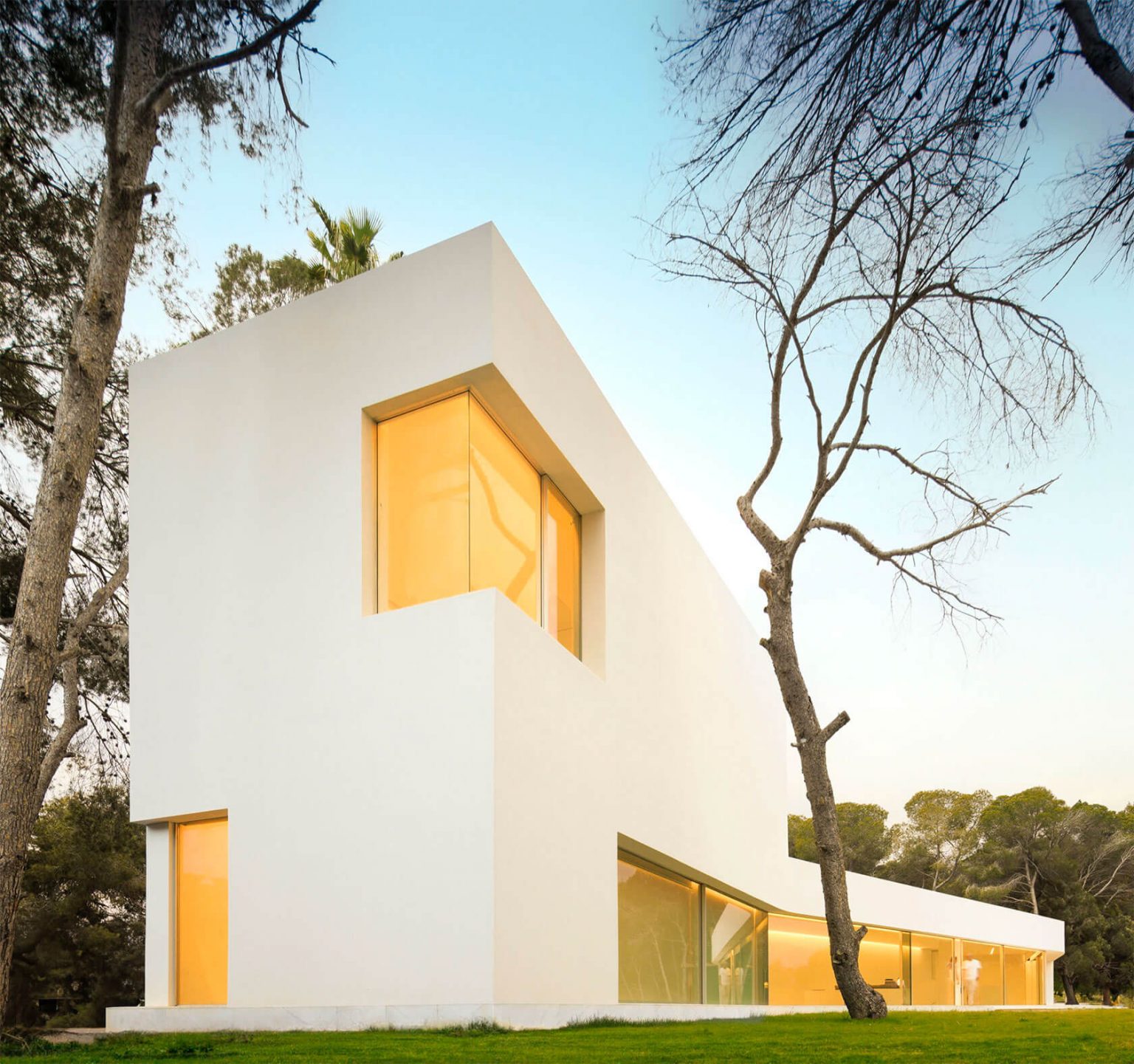 Sabater House by Fran Silvestre Arquitectos | Daily design inspiration ...