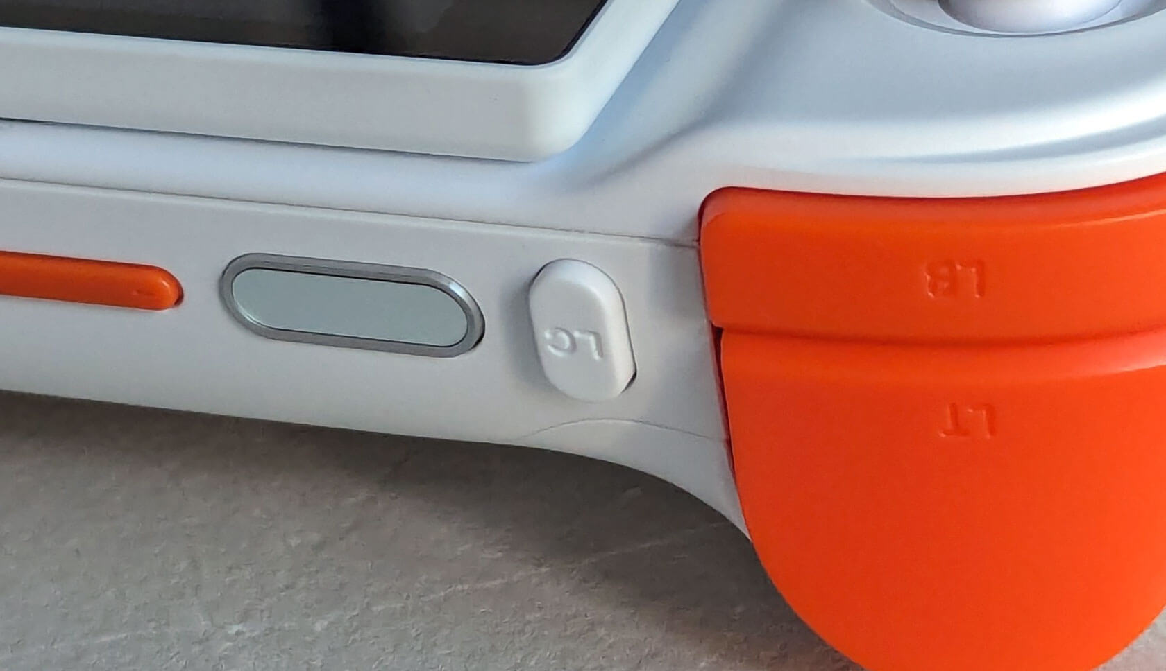 AYANEO Slide Review: A Powerful Gaming Handheld with a Hidden Keyboard ...