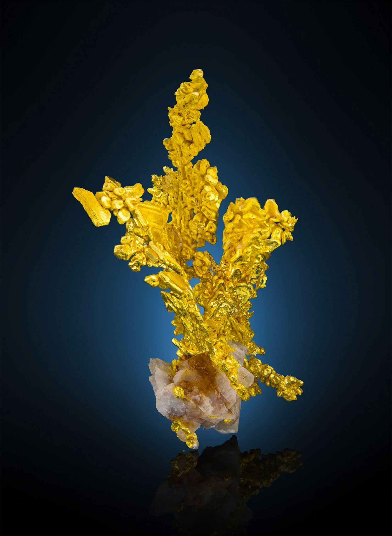 Stunning Mineral Photography by Laszlo Kupi | Daily design inspiration ...