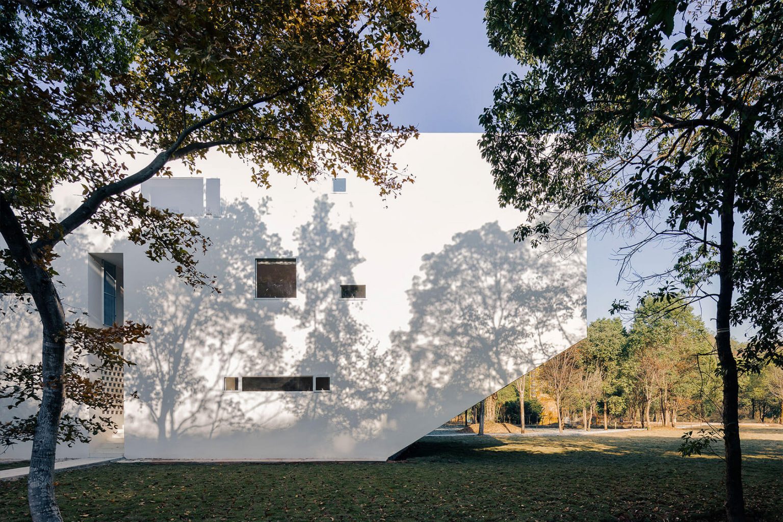 PT House by Kind Architects | Daily design inspiration for creatives ...