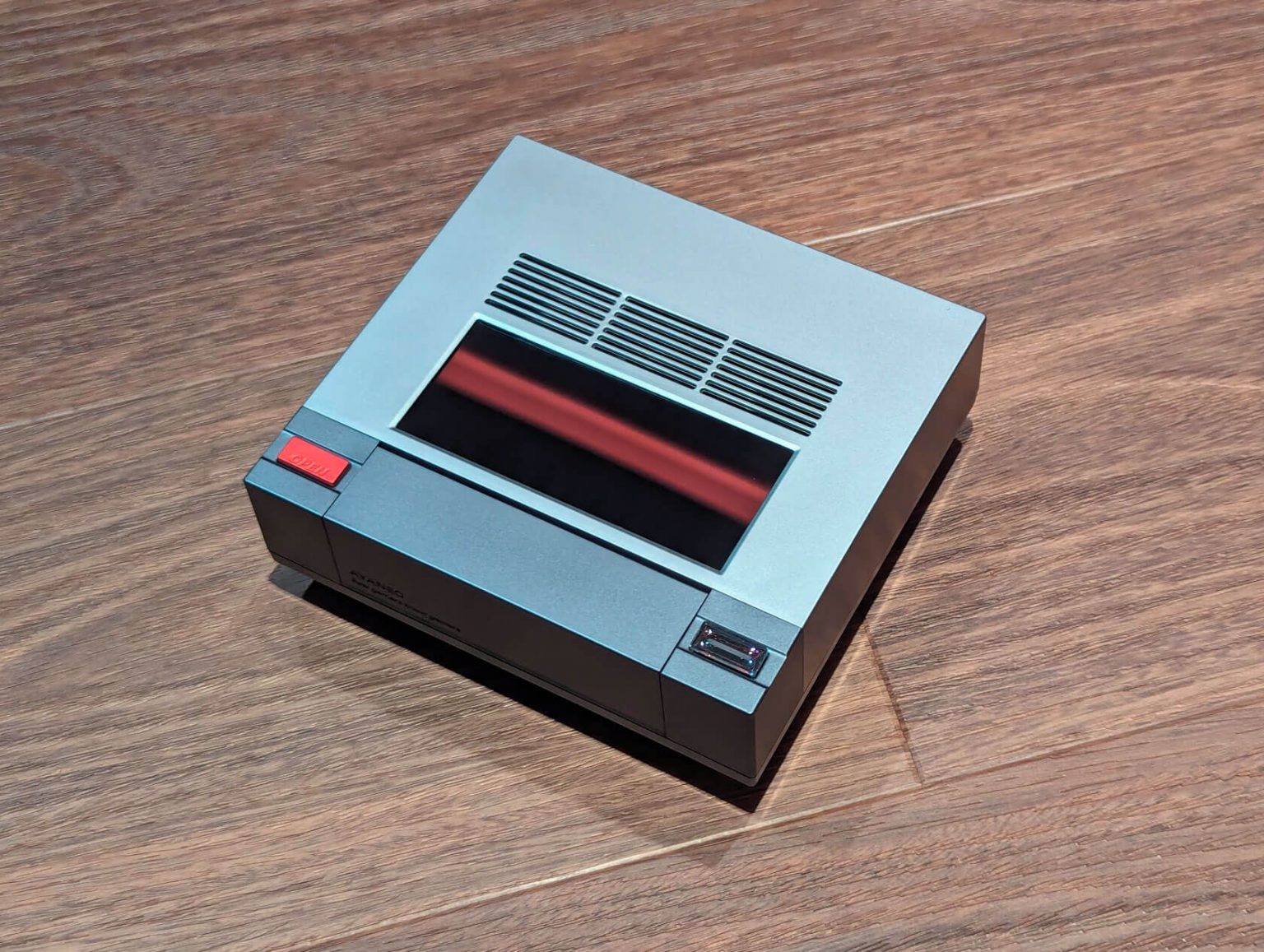AYANEO AM02 Review: An NES-inspired Mini PC with a built-in touchscreen ...