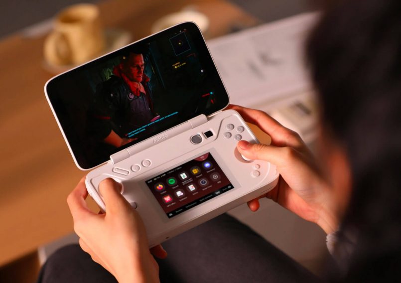 AYANEO's Dual-Screen Flip DS handheld is now up for pre-order on ...