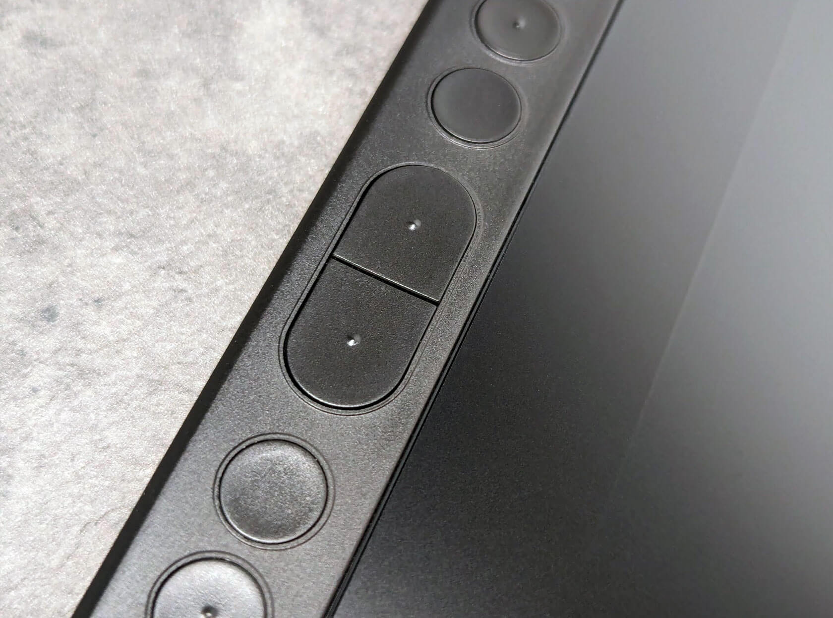 Huion Kamvas 13 Review: A Pen Display Tablet That Delivers More for ...