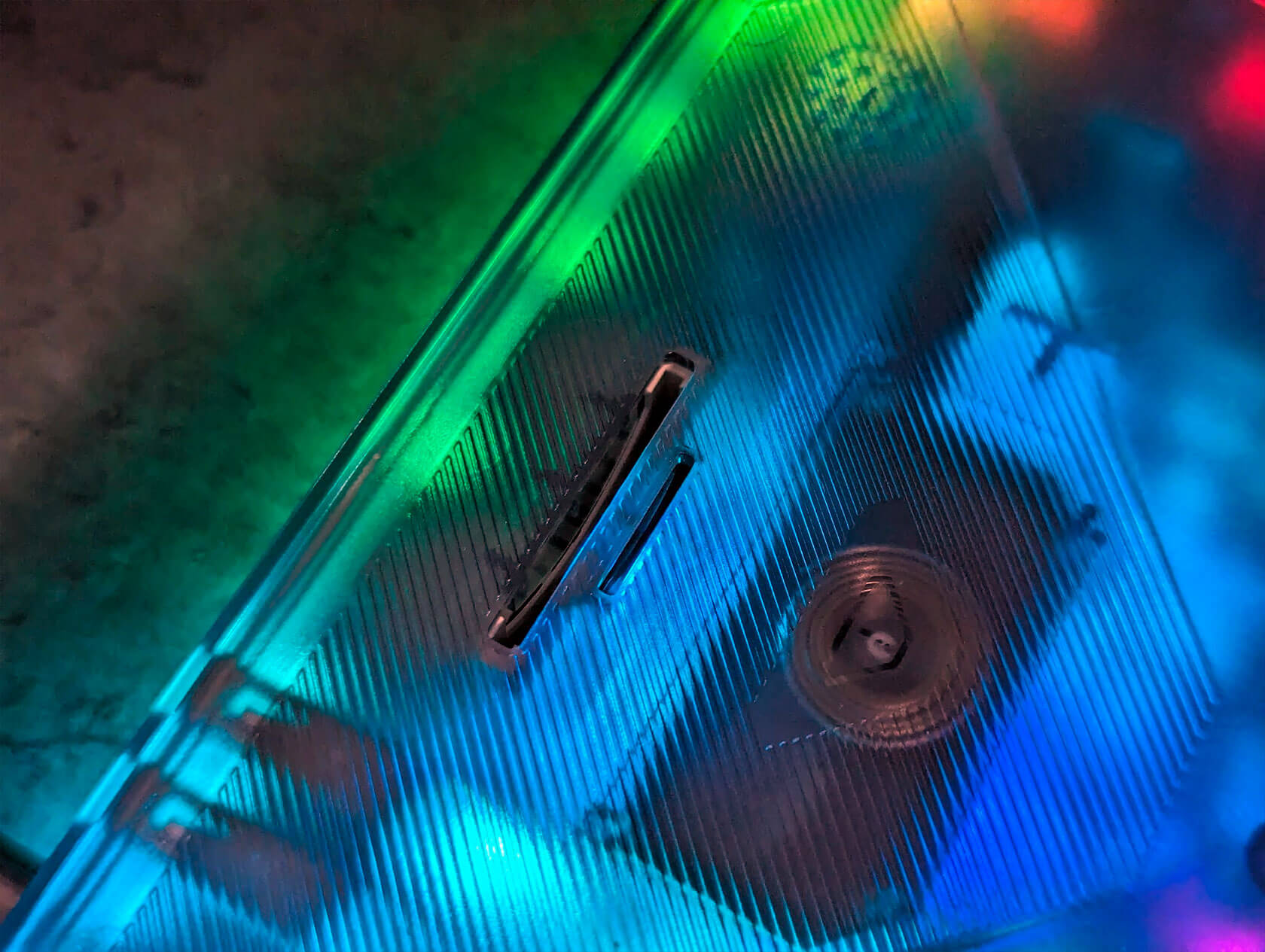 The best dock for the ROG Ally & Steam Deck just got even better ...